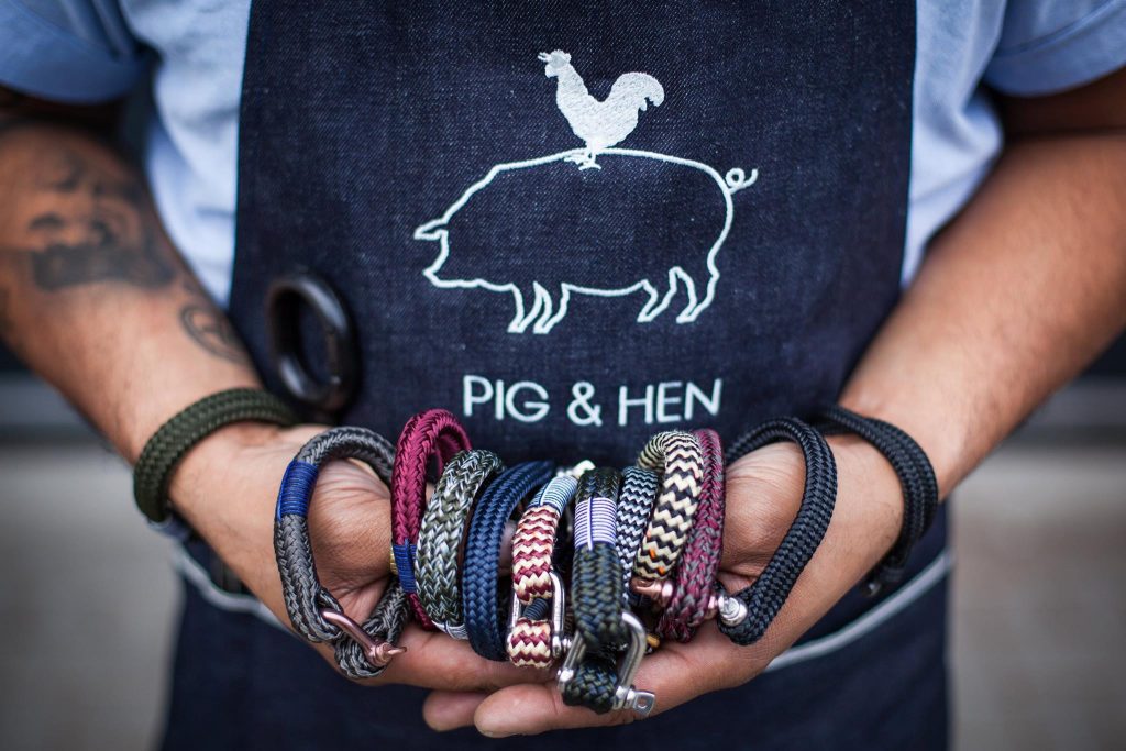 Pig & Hen Amsterdam - Christine Design | Bedrijfskleding borduren ...